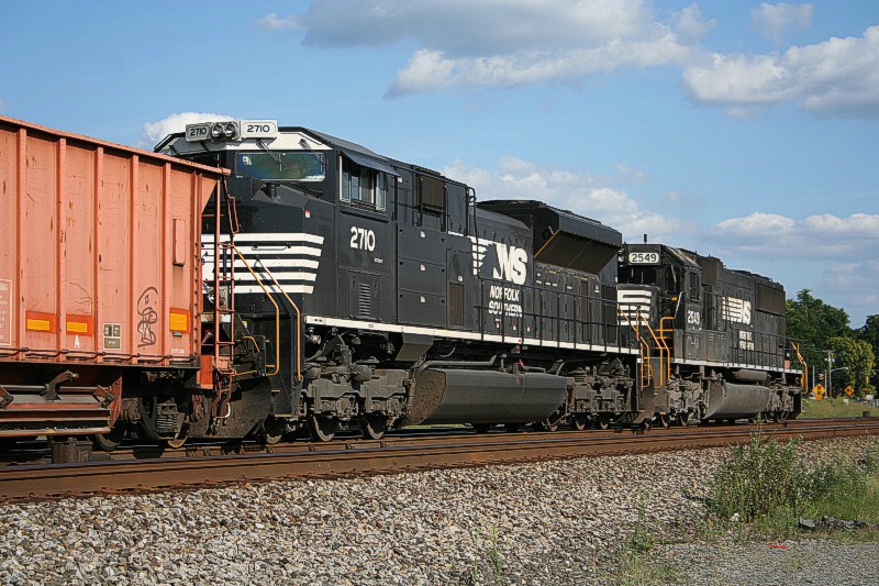NS 2710